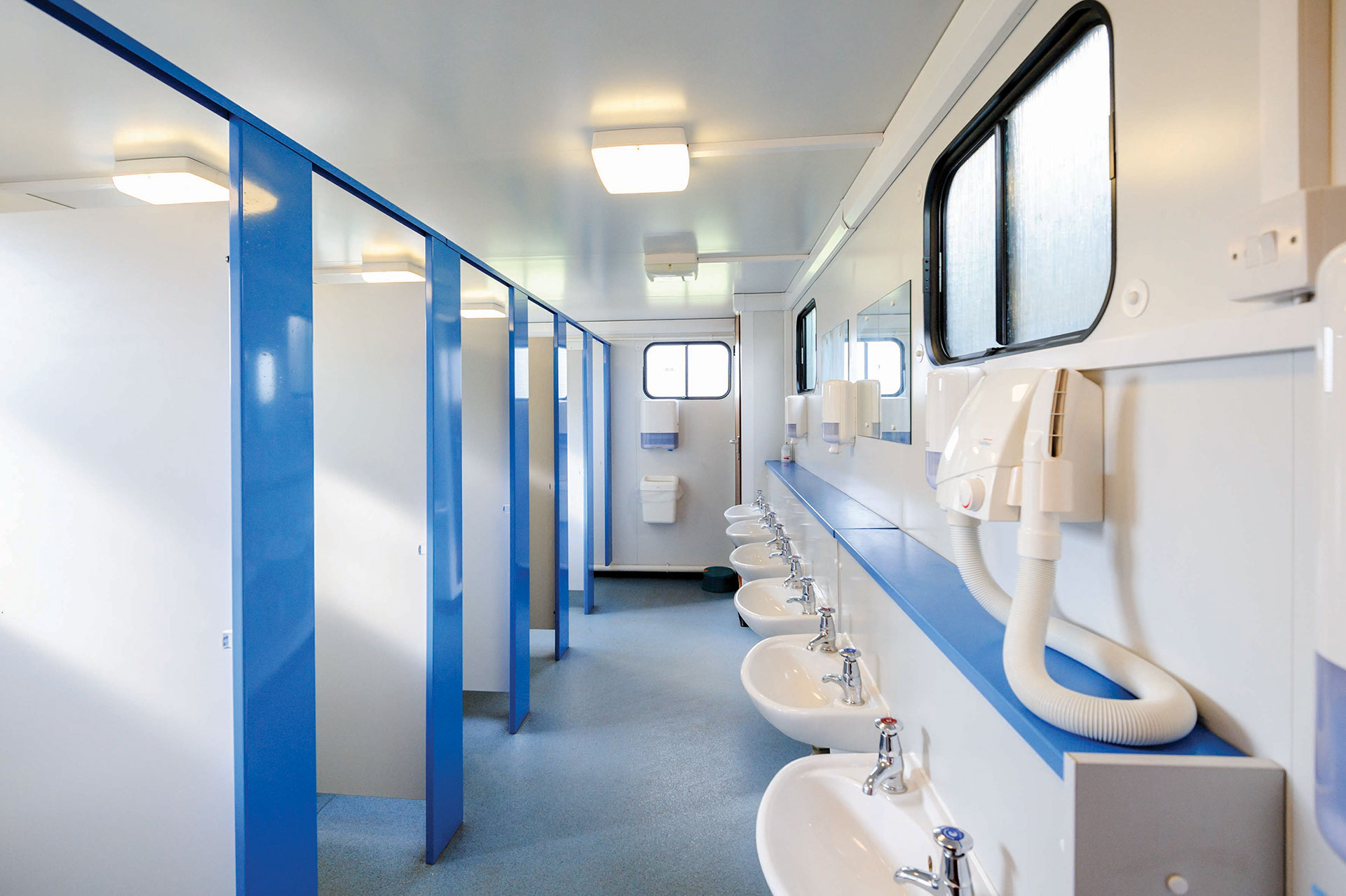 Blocs sanitaires autonomes | Portakabin® FR